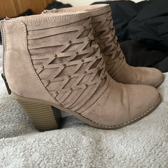 JustFab | Shoes | Heeled Ankle Boots Sand Color By Justfab | Poshmark